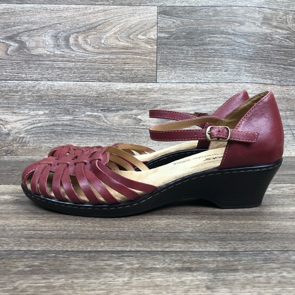 Softspots | Shoes | Softspots Tatianna Red Leather Closed Toe Cushioned Comfort Sandals Womens ...